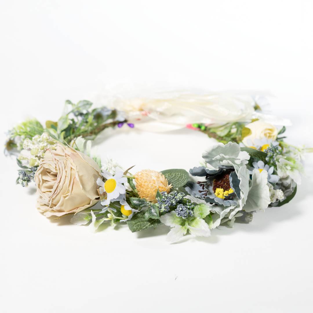 Mākslīgo ziedu vainags 'LIENE' – NELA GEMS